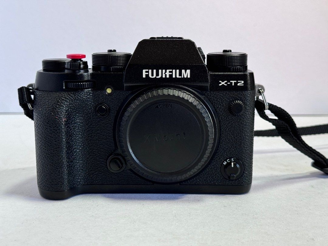 Fujifilm X-T2 (body only), Photography, Cameras on Carousell