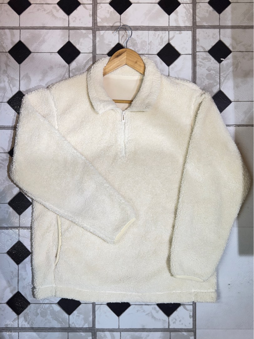 GU HALF ZIPPER FLEECE JACKET, Men's Fashion, Coats, Jackets and ...