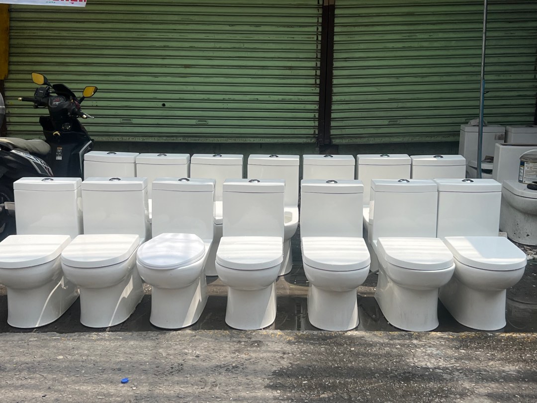 Hotel Pull Out 2nd Hand HCG toilet bowl 10 pcs. Available, Furniture ...