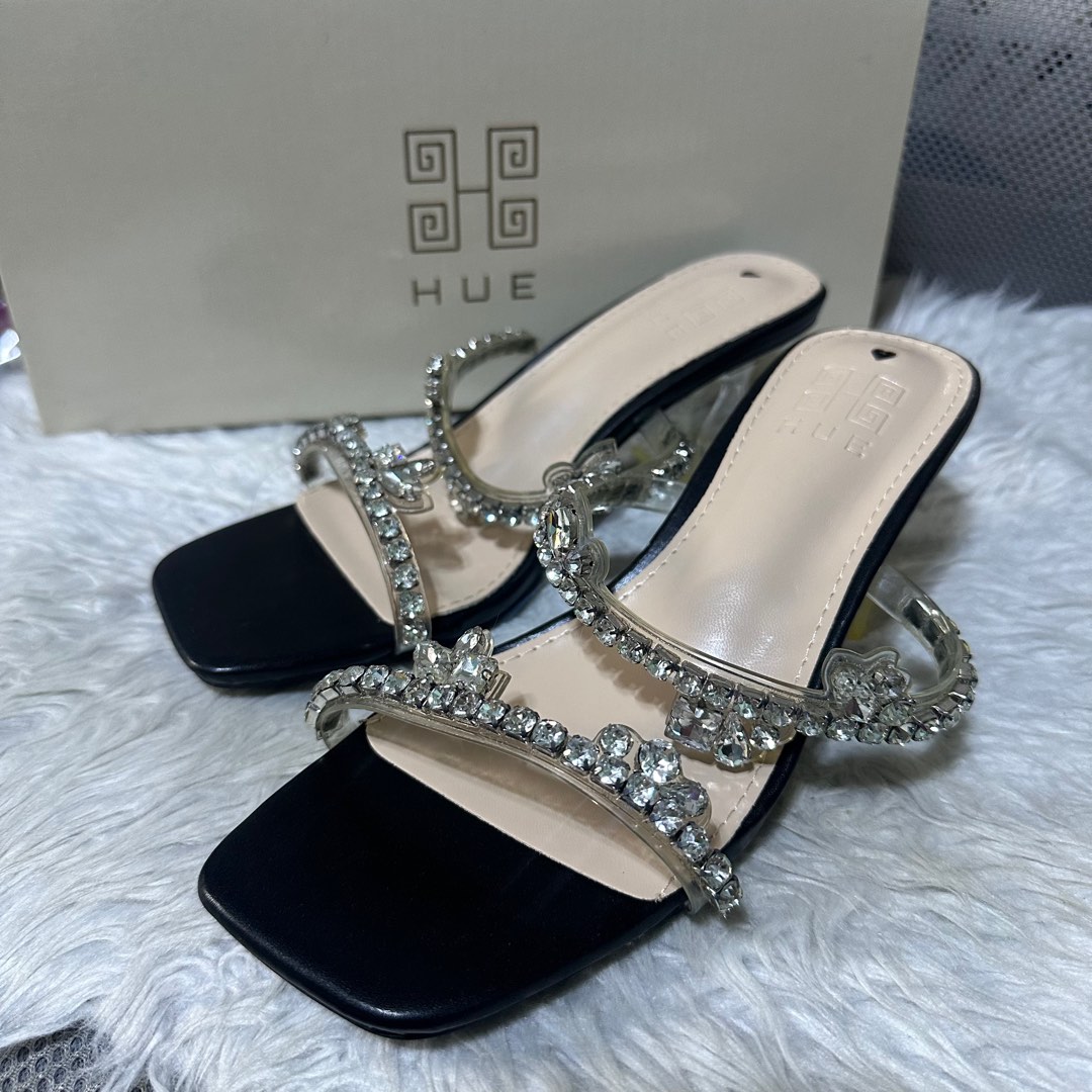 Jaina Noir by Hue Manila Size 6, Women's Fashion, Footwear, Heels on ...