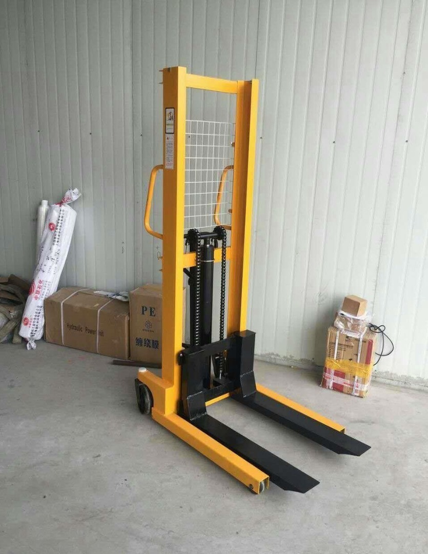 MANUAL STACKER 2TONS, Commercial & Industrial, Industrial Equipment on ...
