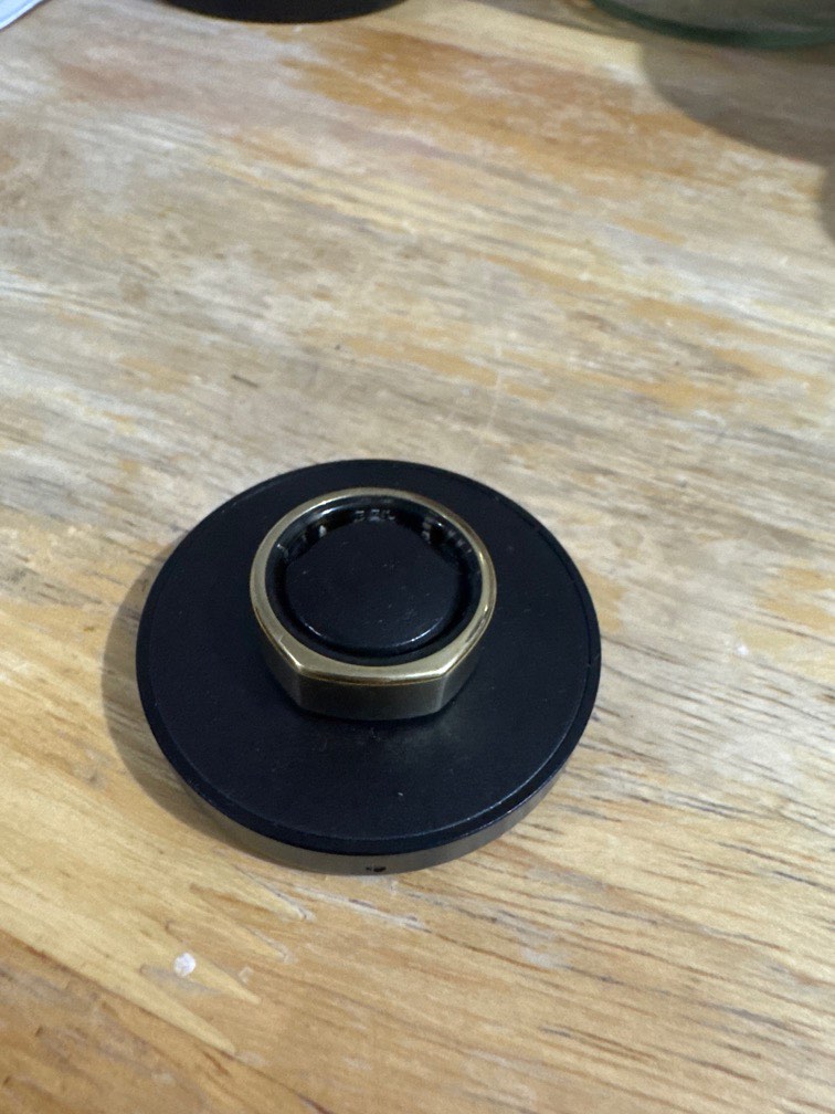 Oura Ring 3rd Gen - Heritage Gold - size 8, Mobile Phones & Gadgets ...