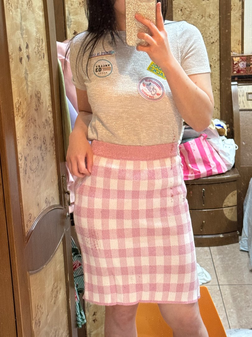 Pink Skirt rok kotak pink putih, Fesyen Wanita, Pakaian Wanita, Gaun ...