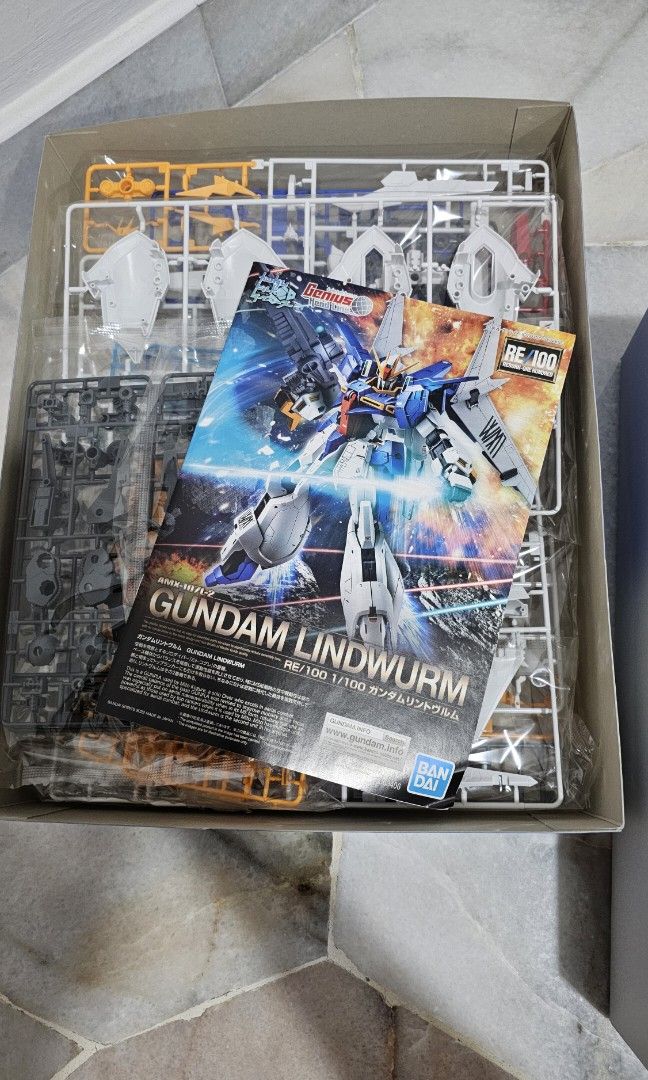 RE/100 GUNDAM LINDWURM, Hobbies & Toys, Collectibles & Memorabilia, Fan ...