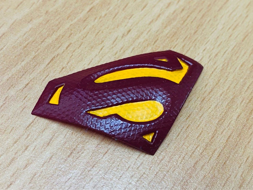 Superman Returns Logo 1/6 scale, Hobbies & Toys, Toys & Games on Carousell