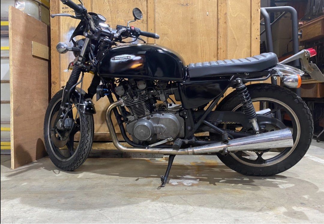 1979 Classic plate motorcycle Suzuki GS 425 cafe racer powerful and ...