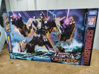 Hasbro/Takara Tomy Transformers Legacy United Titan Tidal Wave, Hobbies ...