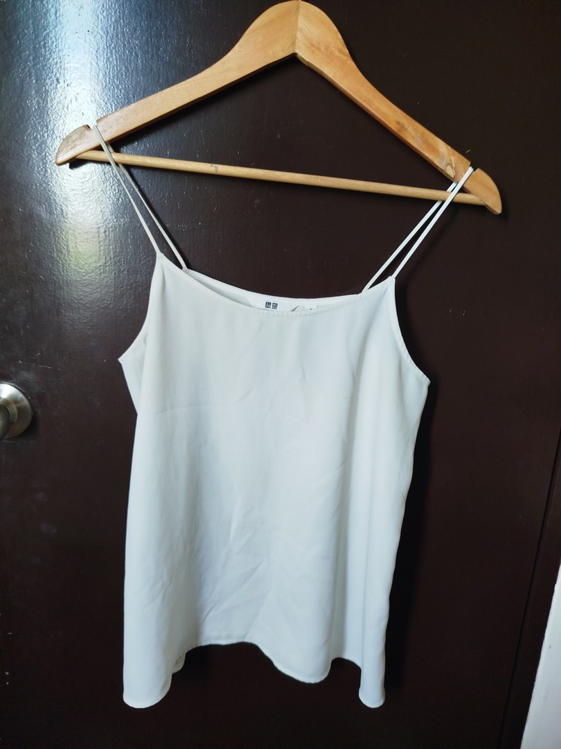 Uniqlo Basic Sando Top, Women's Fashion, Tops, Others Tops on Carousell