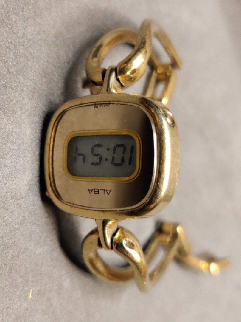 Vintage Alba digital watch..., Women's Fashion, Watches & Accessories ...