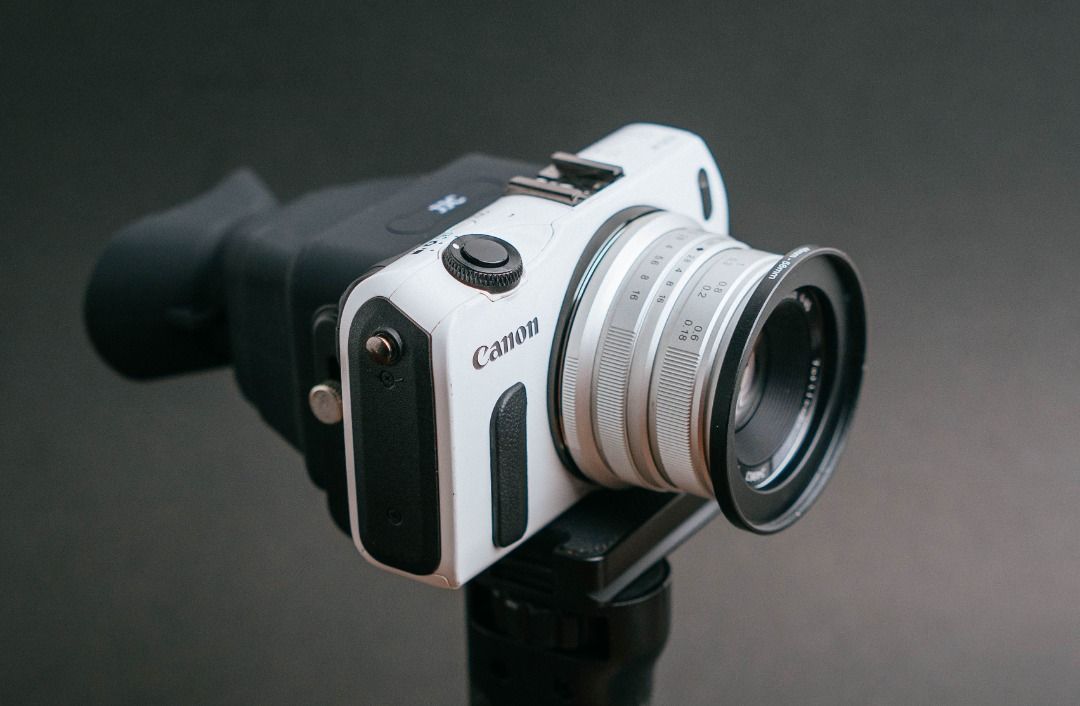 Canon EOS-M with 16mm Rig (mini cine camera), Photography, Cameras on ...