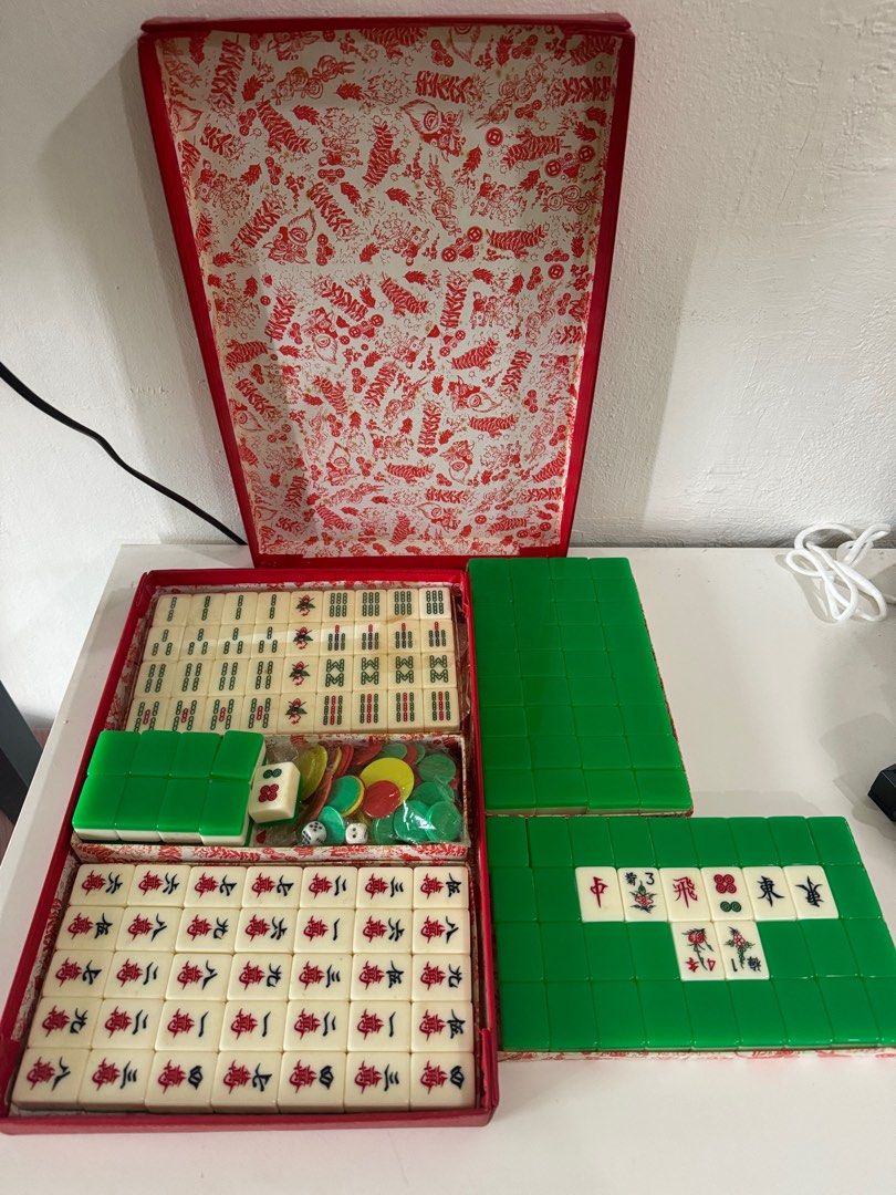 Complete Mahjong set, Hobbies & Toys, Collectibles & Memorabilia ...
