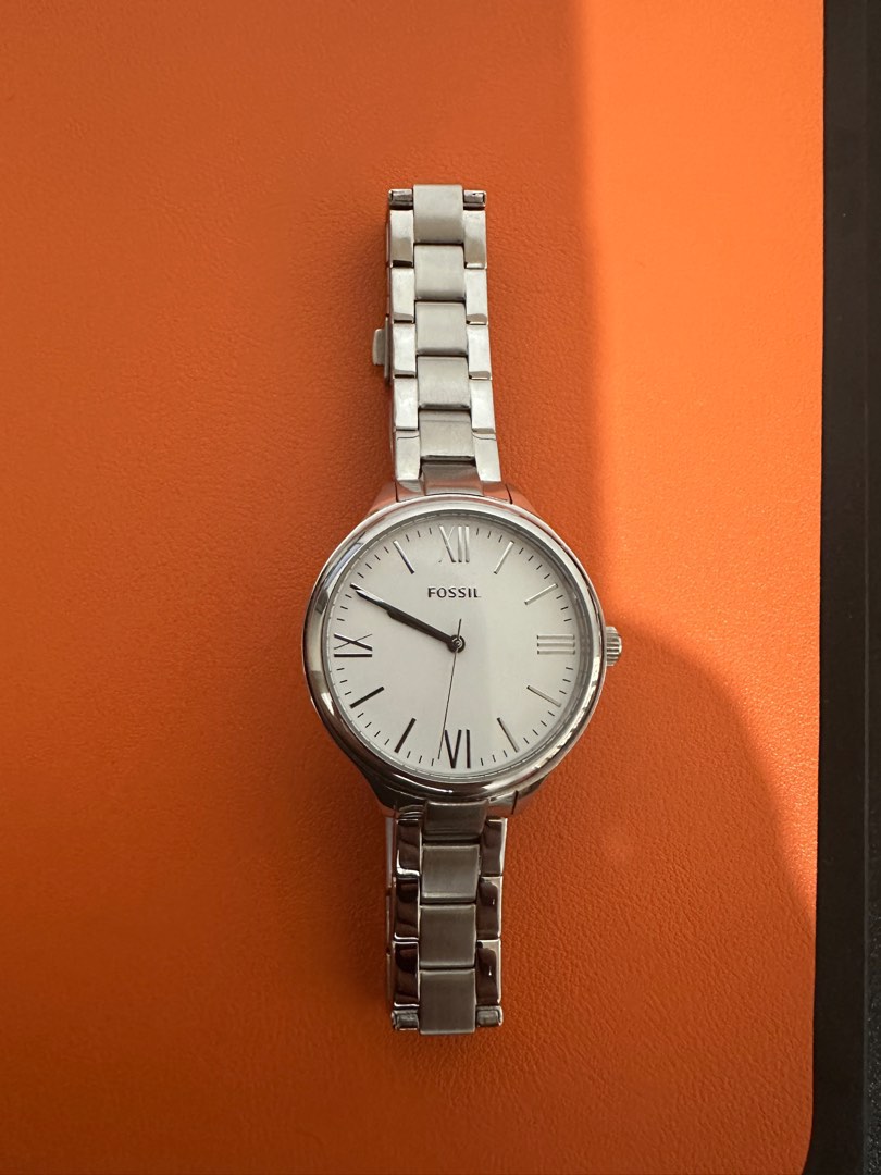 Fossil Classic Watch with bracelets, Women's Fashion, Watches ...