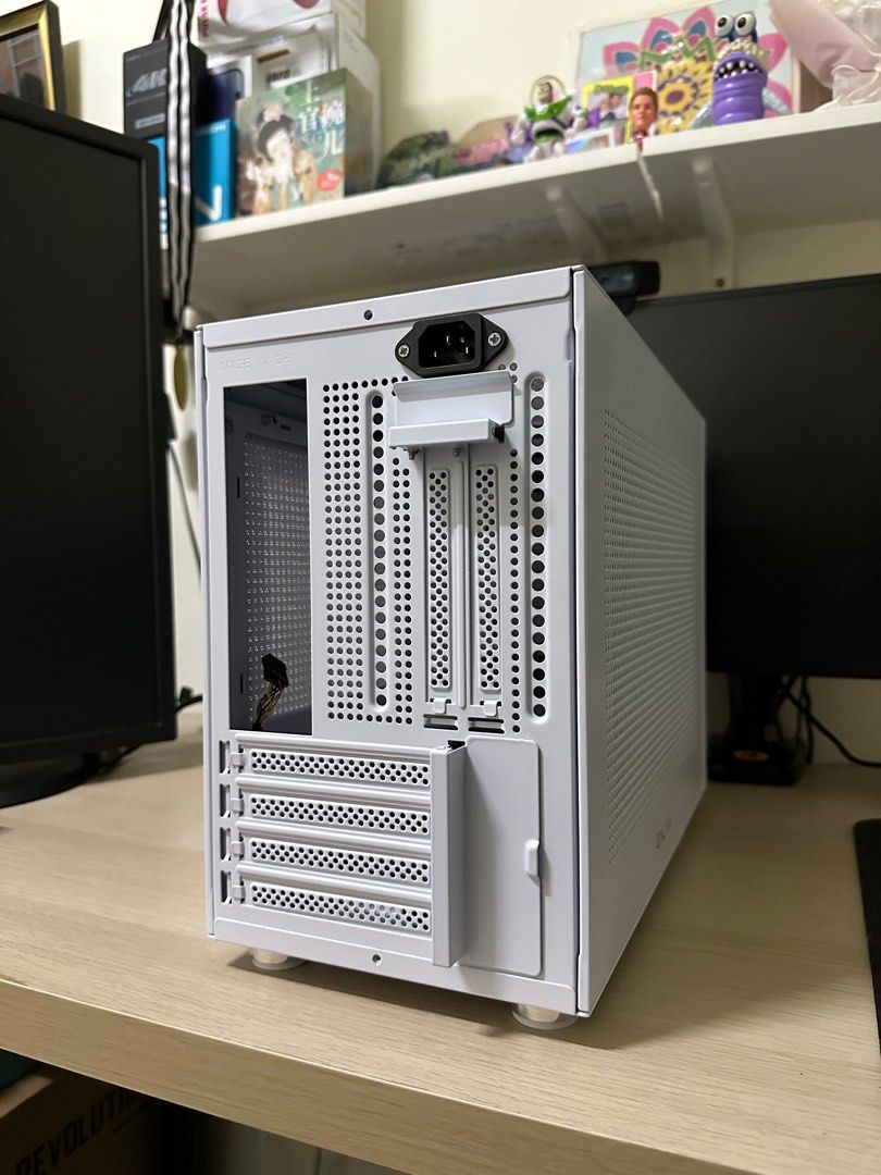 Galax REV 03 (SAMA IM01 Clone) mATX ITX PC Case, Computers & Tech ...