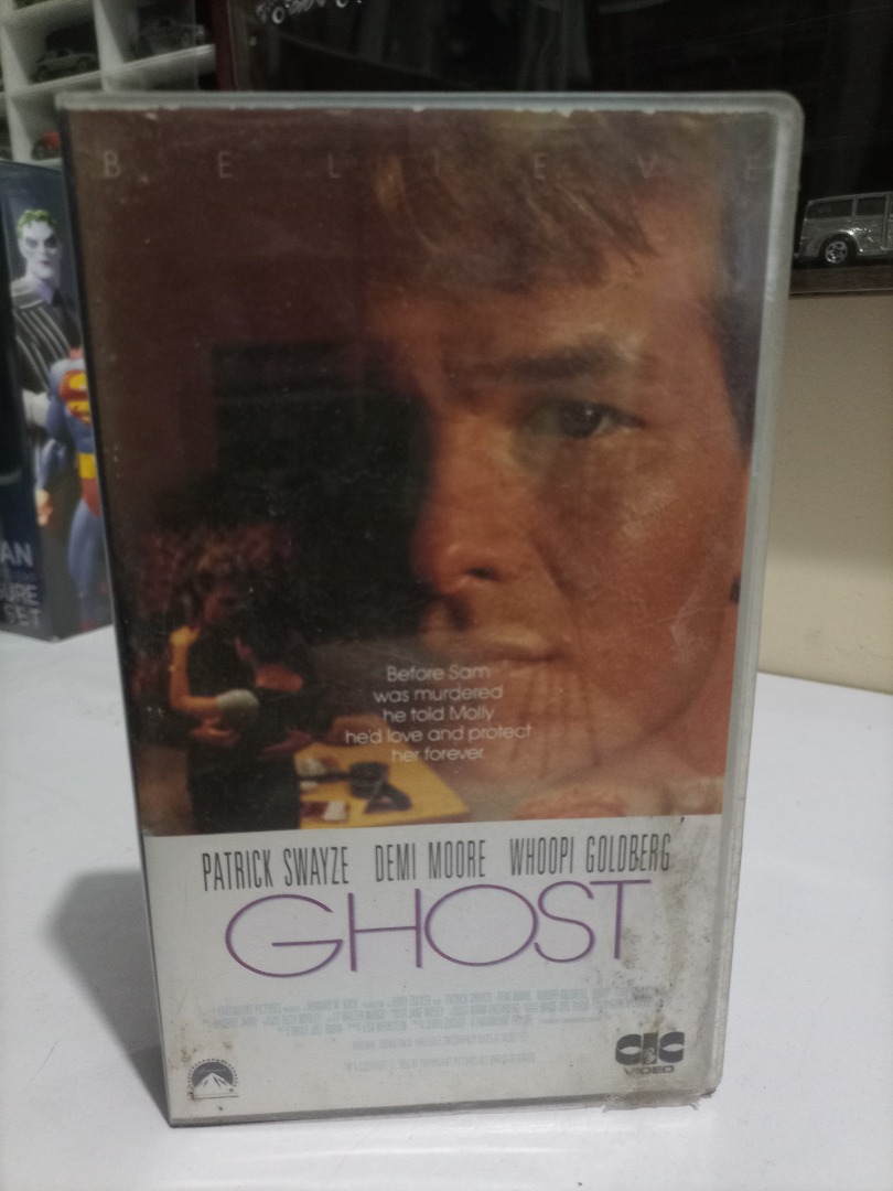 Ghost VHS Original Movie video tape, Hobbies & Toys, Collectibles ...