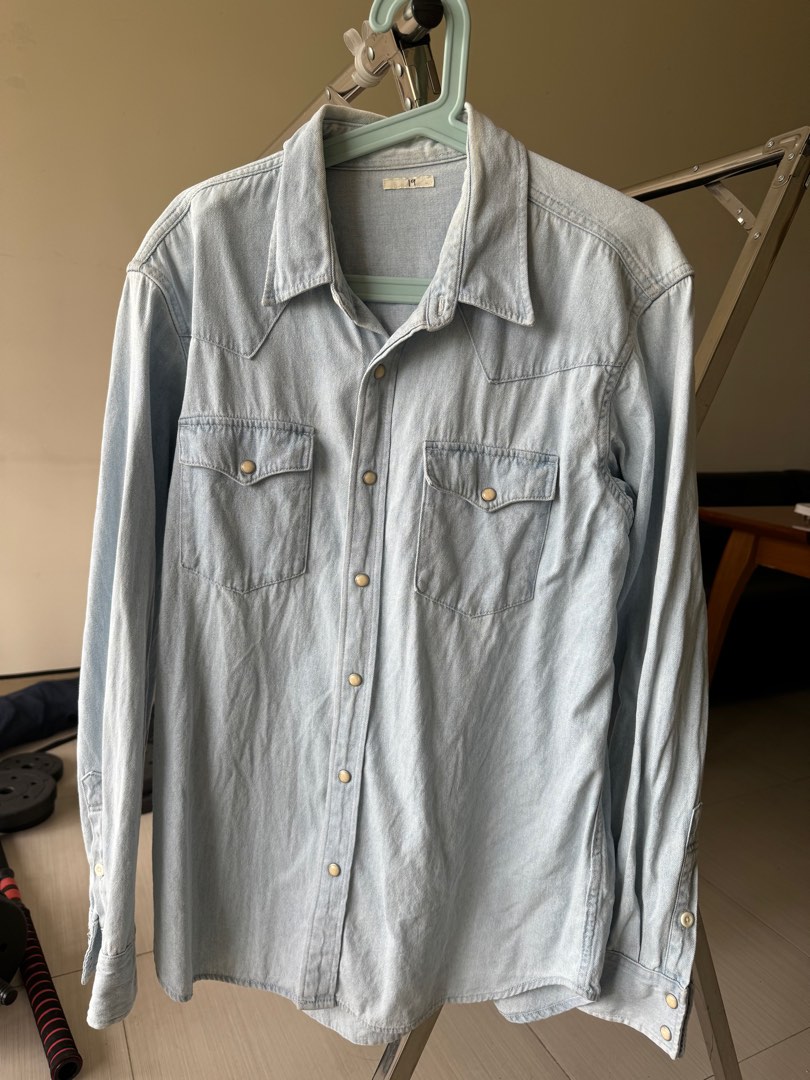 GU denim jacket, Men's Fashion, Coats, Jackets and Outerwear on Carousell