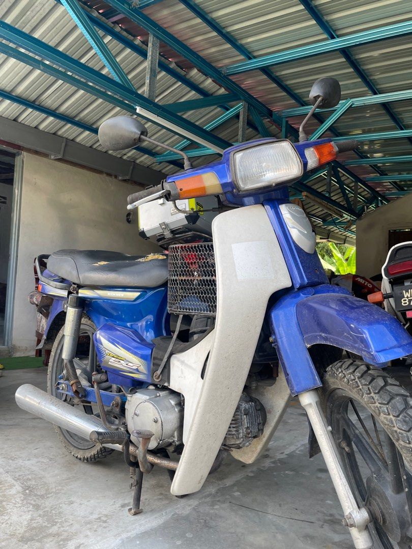 Honda ex5 tahun 2004, Motorbikes on Carousell