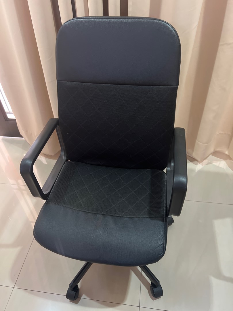 IKEA renberget office chair, Furniture & Home Living, Furniture, Chairs ...