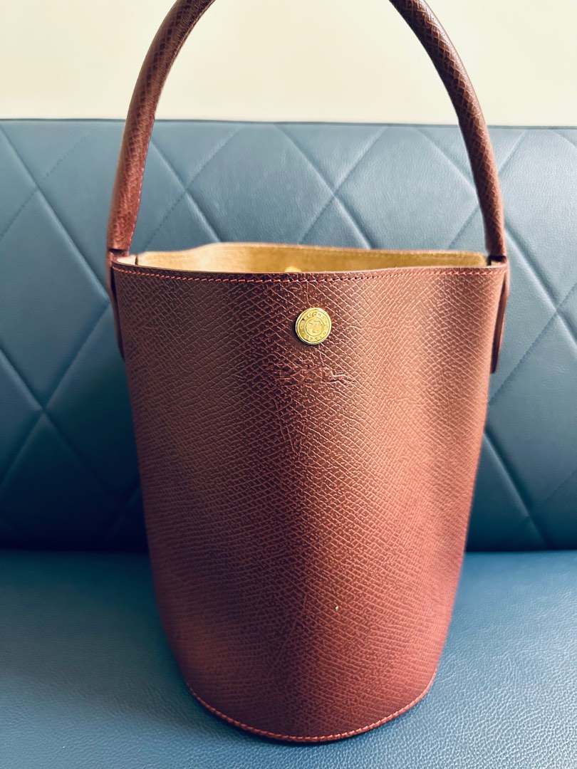 Longchamp bucket Bag (酒紅色）, 名牌, 手袋及銀包 - Carousell