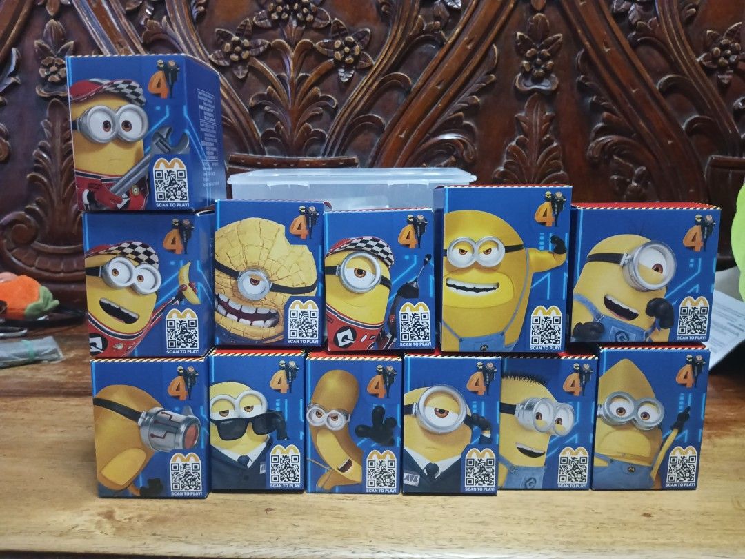 Minions Happy meal complete set, Hobbies & Toys, Toys & Games on Carousell