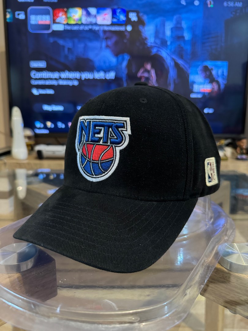 Mitchell and Ness Pro Crown Snapback Nets, Men's Fashion, Watches ...