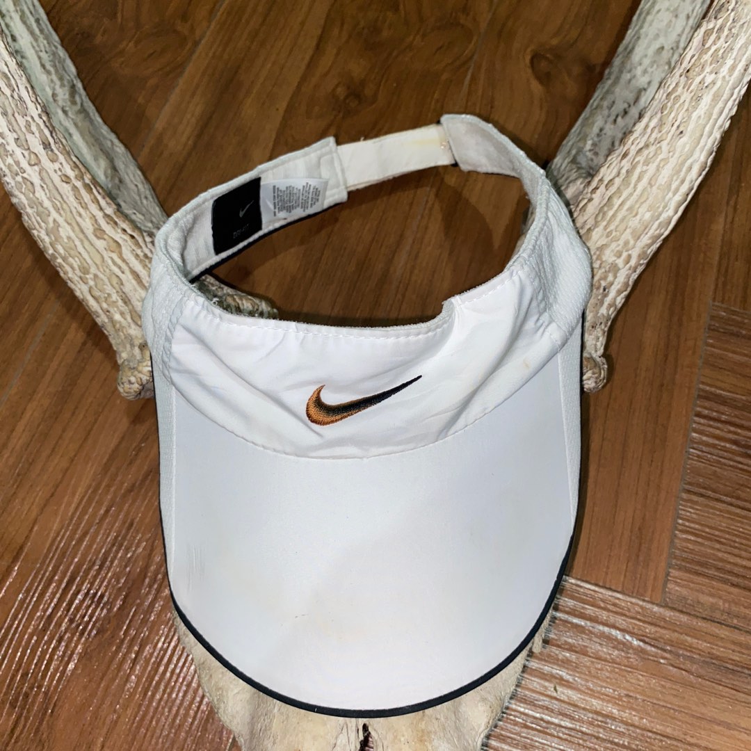 Nike golf half cap, Women's Fashion, Watches & Accessories, Hats ...