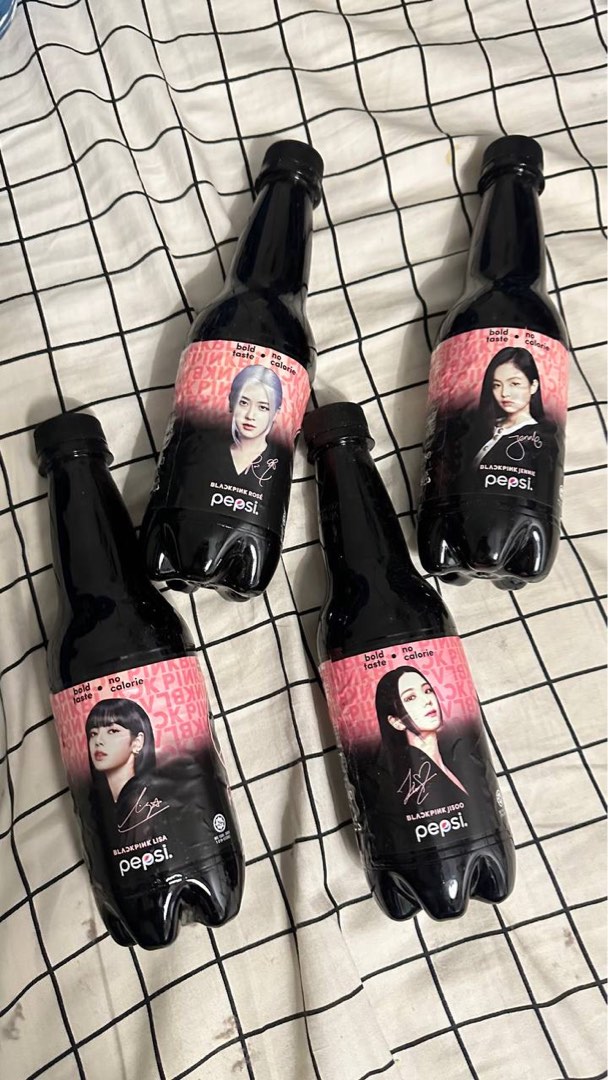 PEPSI X BLACKPINK , HY COFFE X BTS., Hobbies & Toys, Collectibles ...