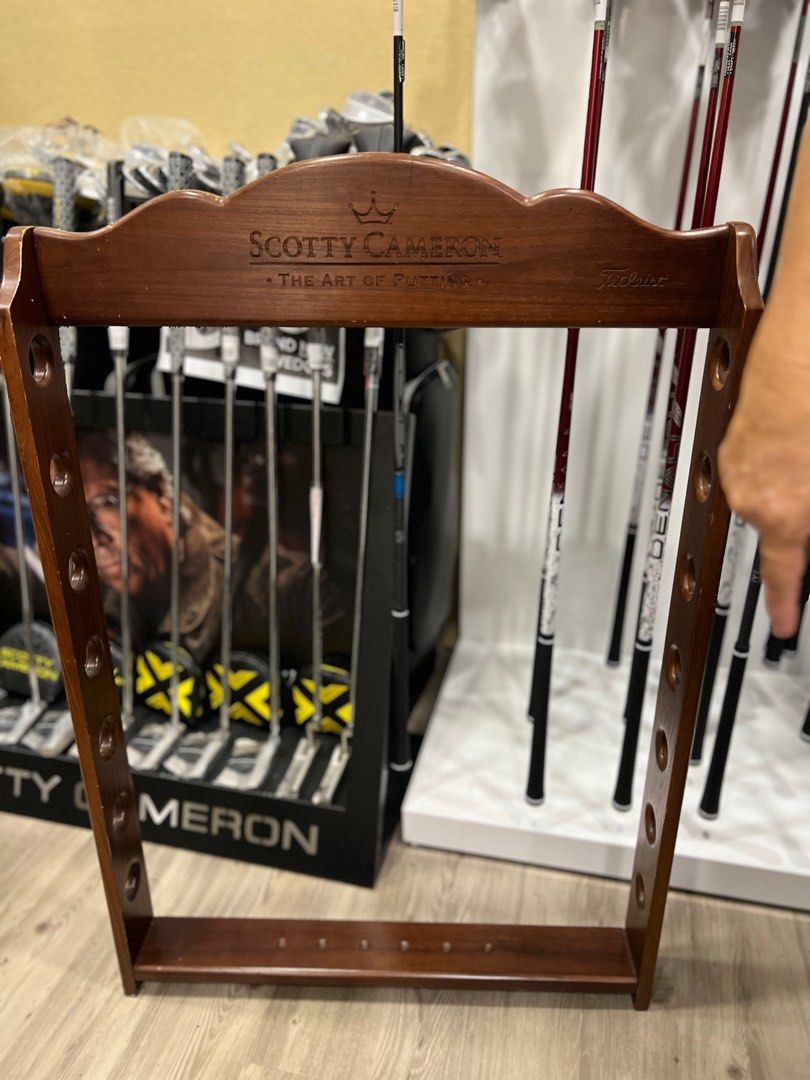 Scotty Cameron Wooden Display Rack (7 Putters) [The Art of Putting ...