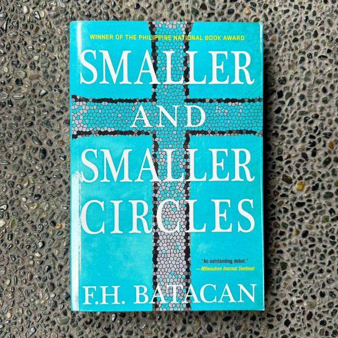 Smaller and Smaller Circles, Hobbies & Toys, Books & Magazines, Fiction ...