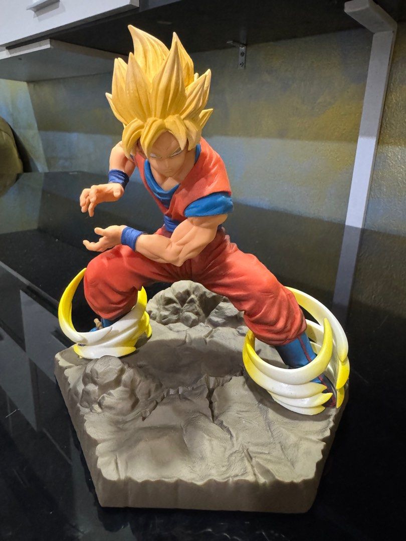 Super Saiyan Son Goku 3, Hobbies & Toys, Toys & Games on Carousell