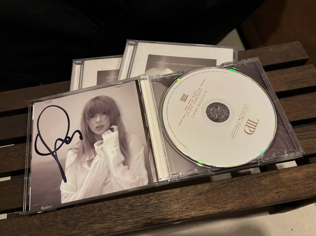 Taylor Swift Signed TTPD The Tortured Poets Department CD (US Version ...