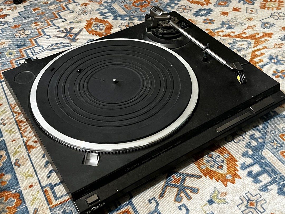 Technics Quartz Direct Drive Automatic Turntable System SL-QD33, Audio ...
