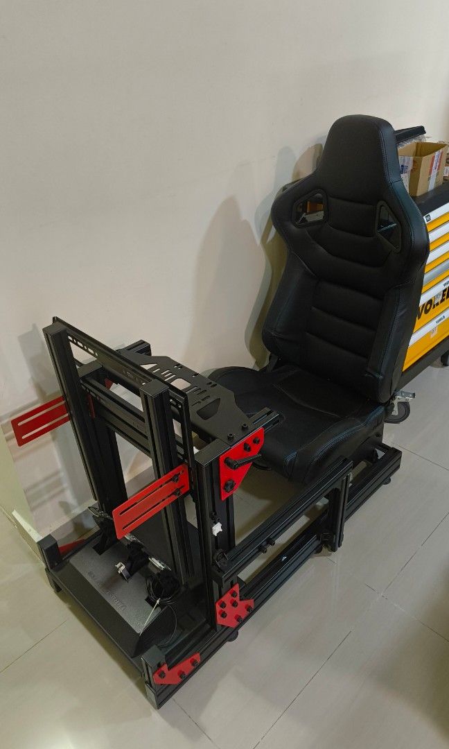 Thrust Master T150 with rig and racing chair, Video Gaming, Gaming ...