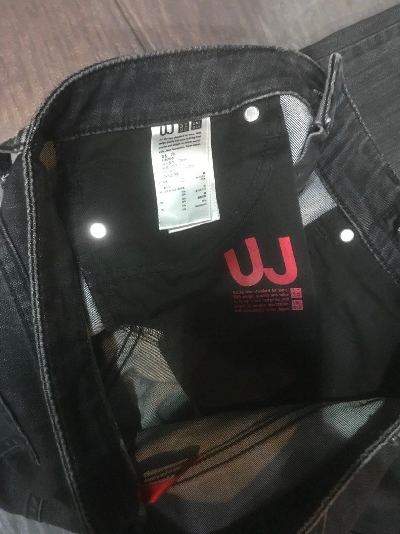 UNIQLO MADE IN vietnam, Women's Fashion, Bottoms, Jeans & Leggings on ...