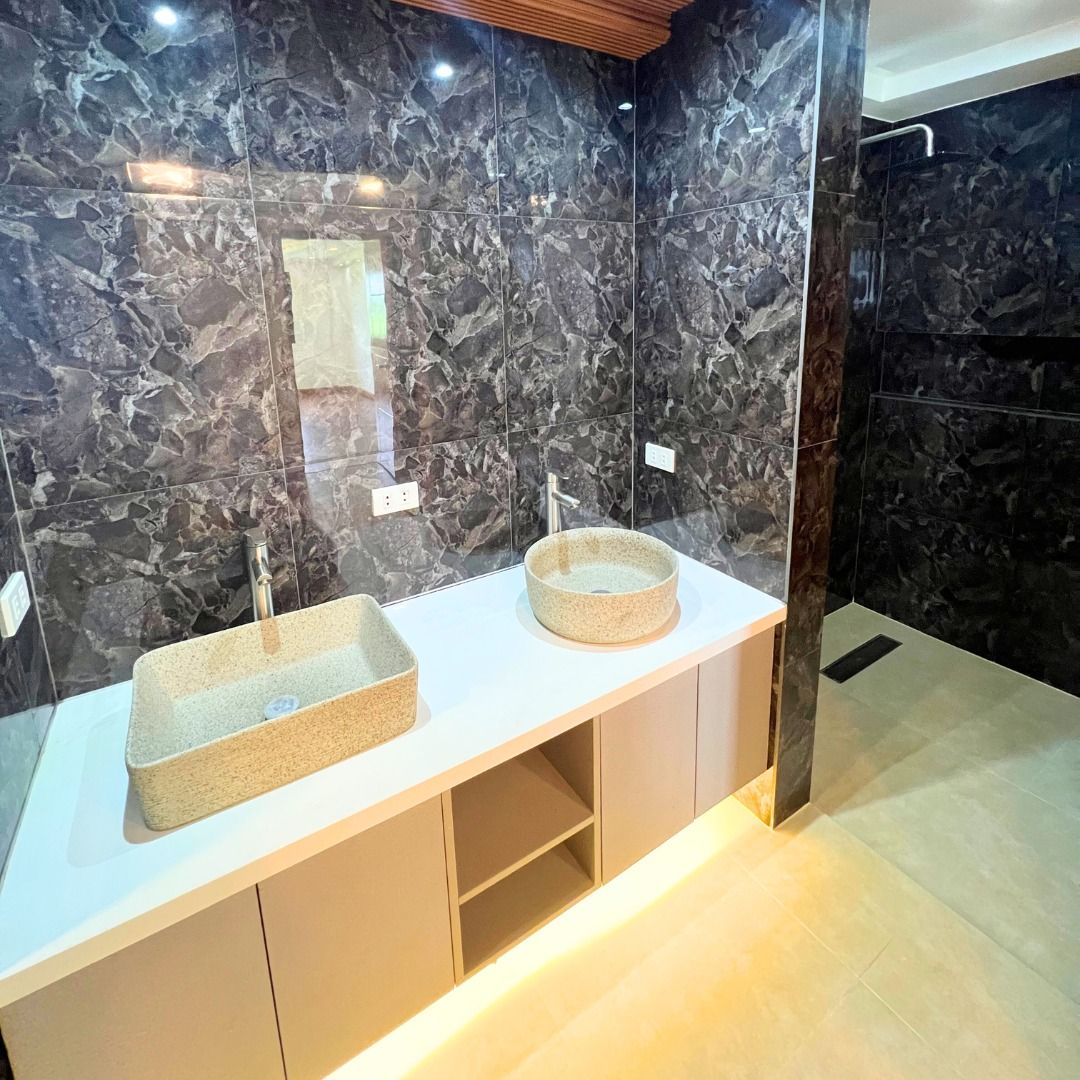 Venare Modern Design House and Lot, Brandnew 3 Storey, Semi Furnished ...