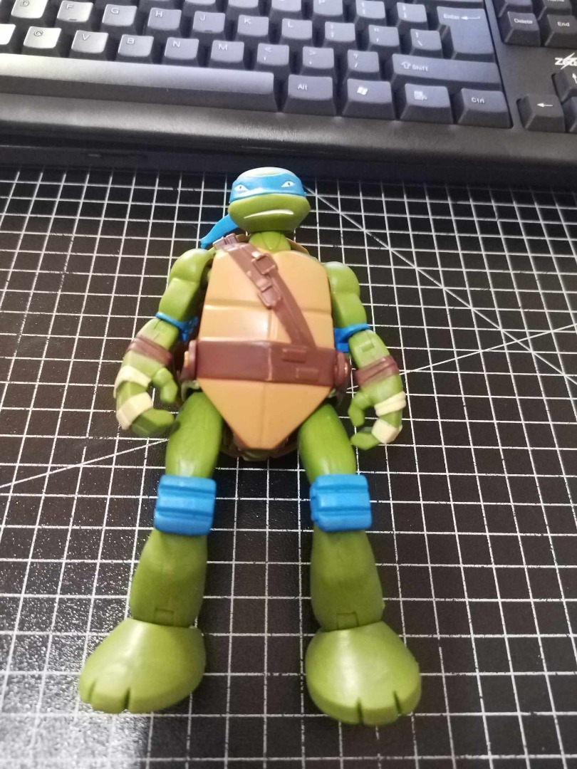 Viacom Leonardo Teenage Mutant Ninja Turtles TMNT 6" Transformer Figure ...