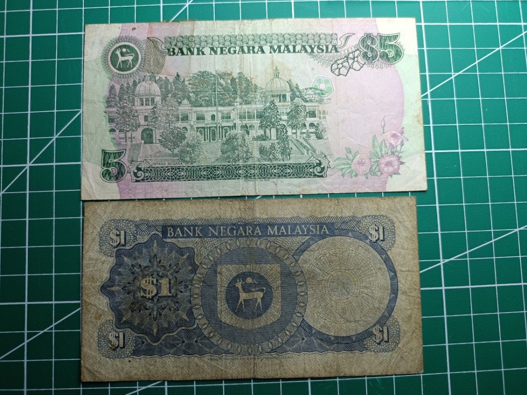 (2Pcs per set) 5th Series RM5 and 4th Series RM1. VF condition. RM 5 ...