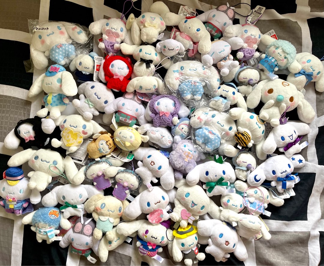 Cinnamoroll Charms, Hobbies & Toys, Toys & Games on Carousell