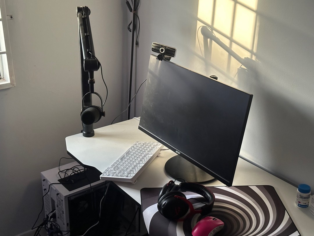 Computer Table, Furniture & Home Living, Furniture, Tables & Sets on ...