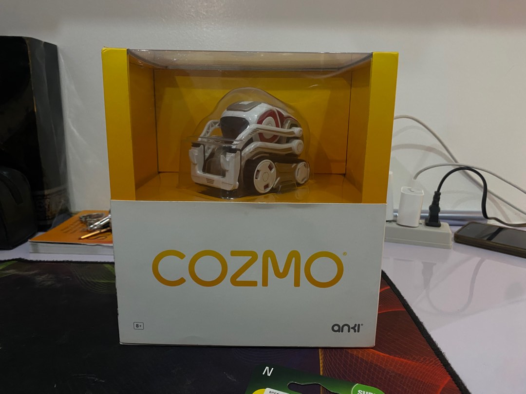COZMO ANKI ROBOT, Hobbies & Toys, Toys & Games on Carousell