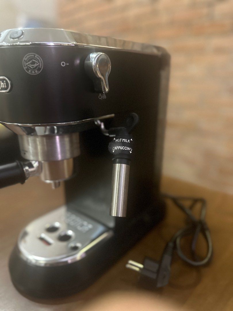 Delonghi dedica espresso maker, TV & Home Appliances, Kitchen ...