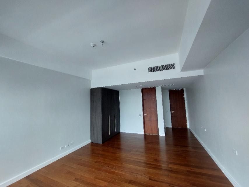 FOR SALE: Luxury Living in BGC at Grand Hyatt South, Property, For Sale ...