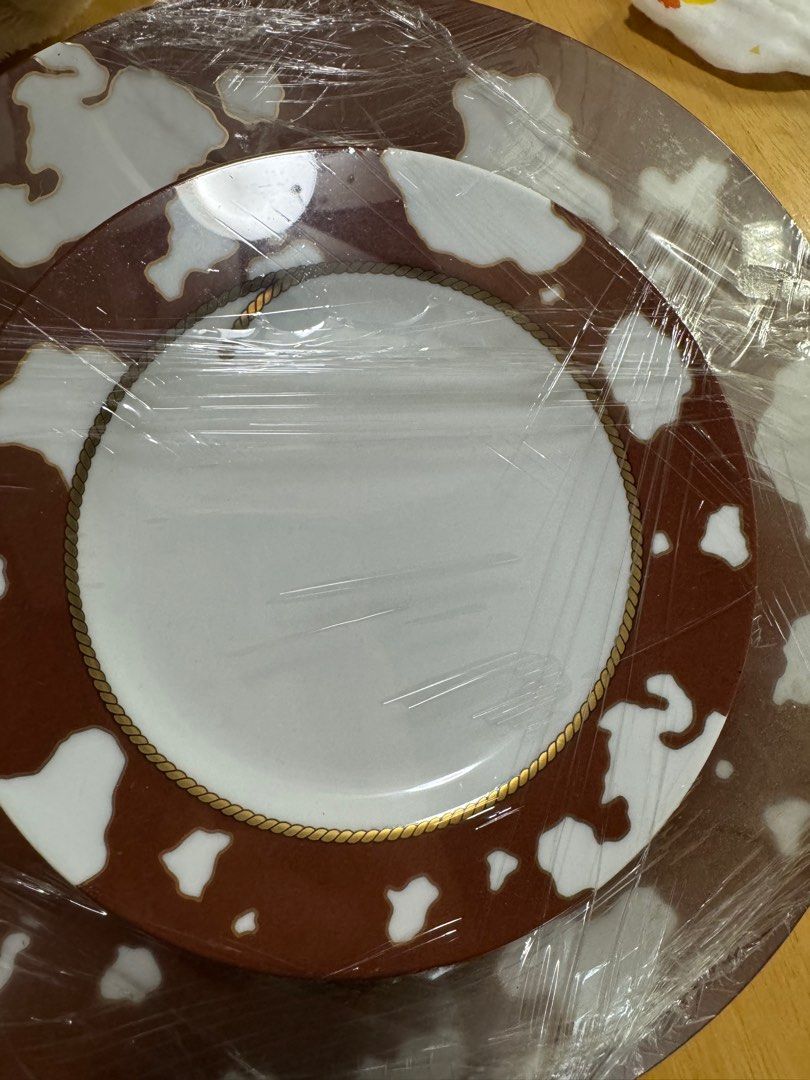 Japan angela cummings shiseido cake plate, Furniture & Home Living ...