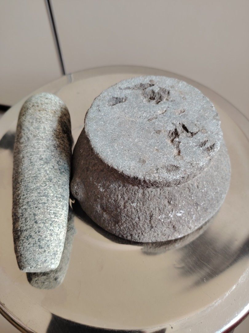 Lesung Batu Tradisional Vintage Stone Mortar, Furniture & Home Living ...