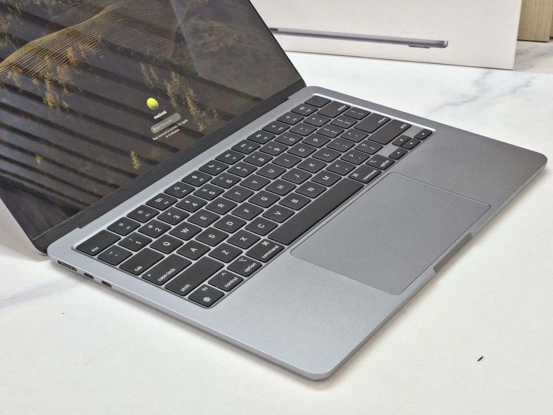MacBook Air 13-inch A2681 YR Model 2022 M2 Chip 8GB RAM 512GB SSD OS ...