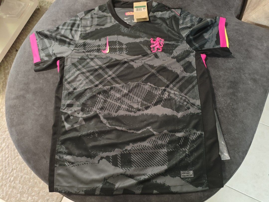 Nike Chelsea Third Kit 24/25, Men's Fashion, Activewear on Carousell