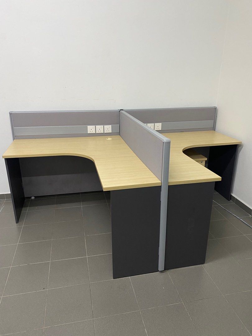 Office L-shaped Table with Aluminum Partition, Cable 70/0.76 x 3 Core ...