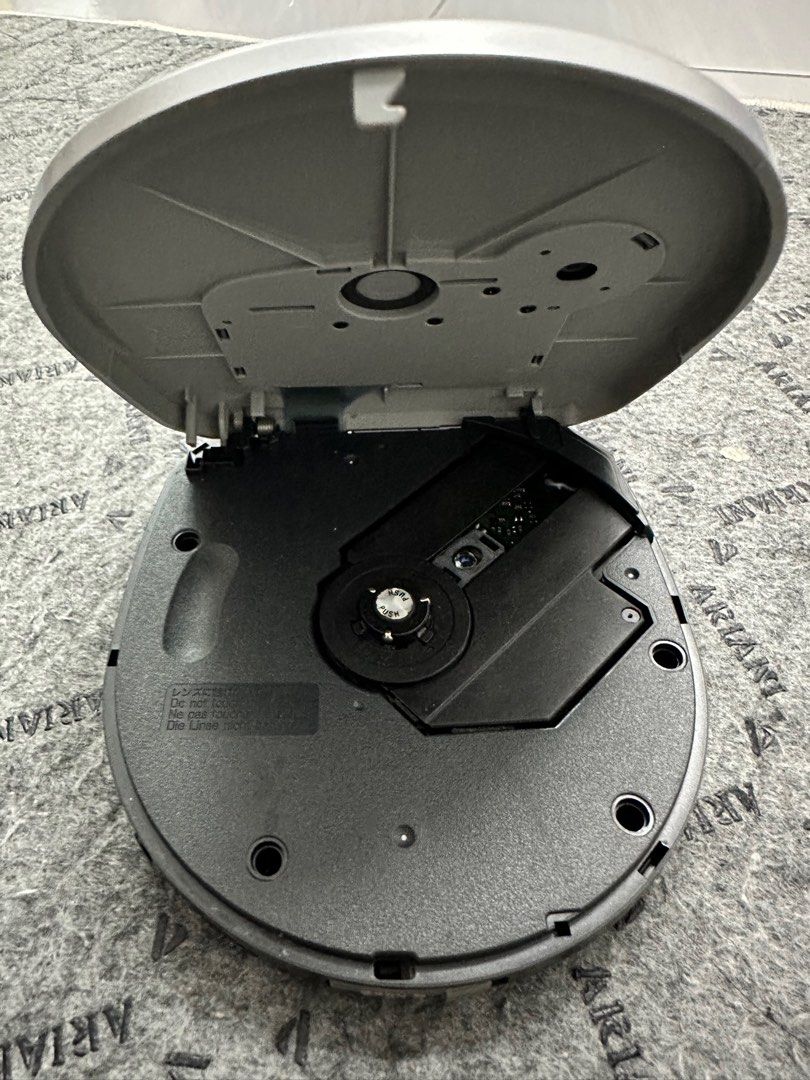 Panasonic vcd discman player body only, Audio, Portable Music Players ...