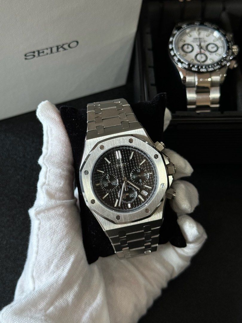 Seiko mod x AP Royal Oak Black dial, Luxury, Watches on Carousell