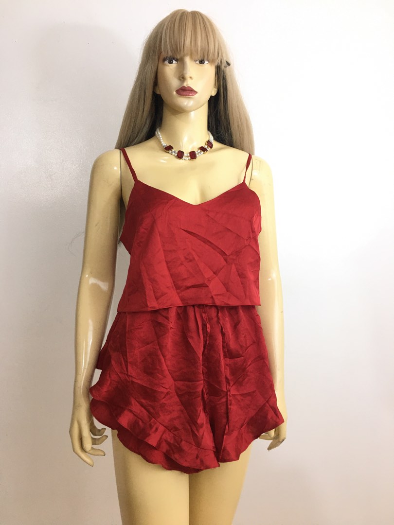 Showpo set terno silk night wear, Women's Fashion, Undergarments ...