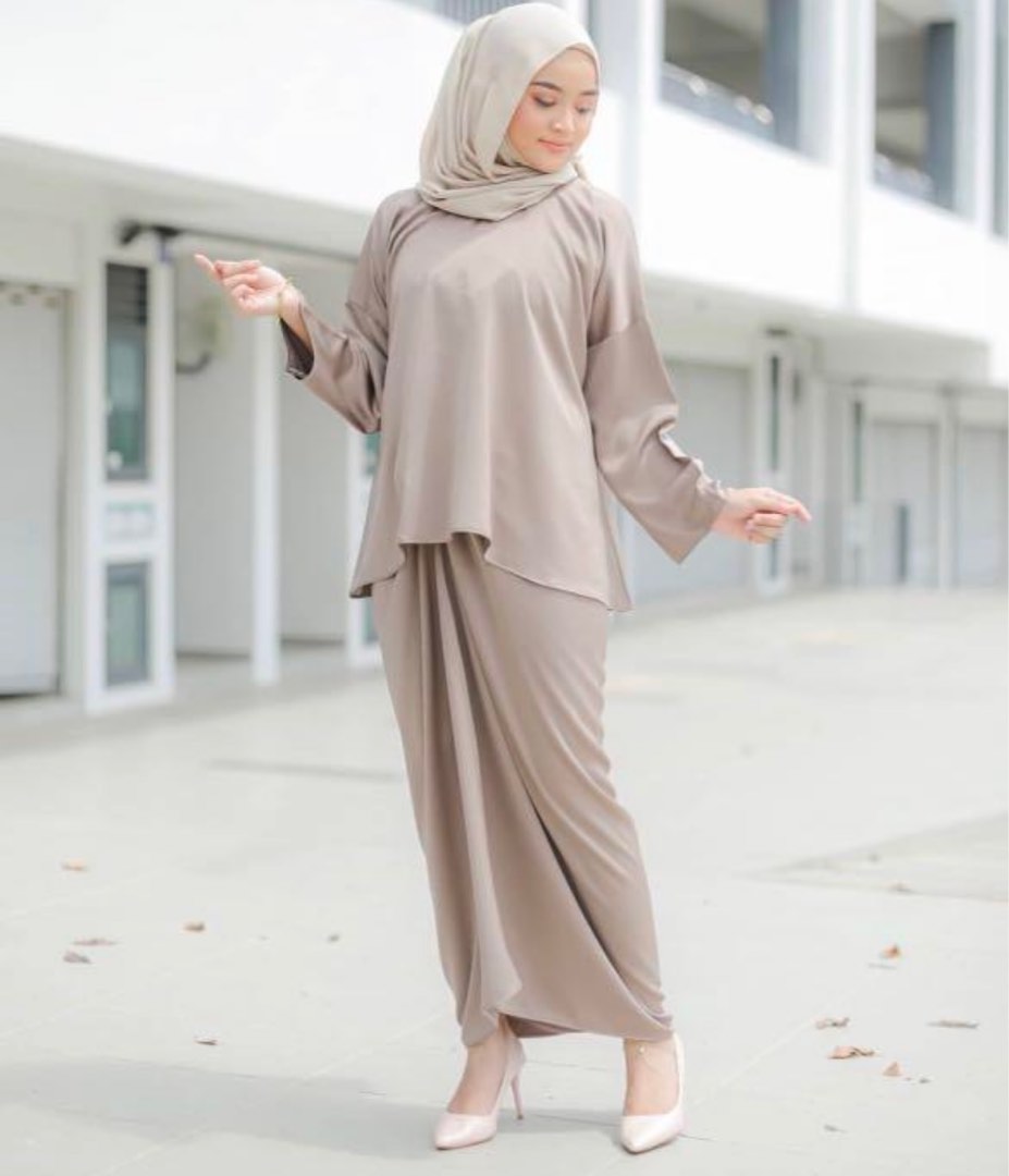 Ummu Aiman Tunku Durah Set, Women's Fashion, Muslimah Fashion, Baju Kurung & sets on Carousell